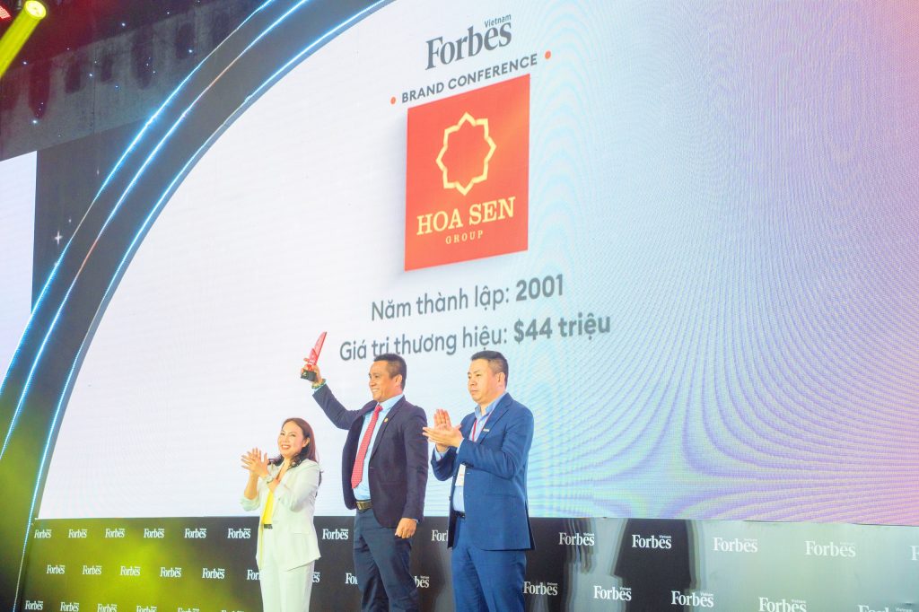 Hoa Sen Group was honored as TOP 25 Leading consumer goods and industrial companies (Forbes ...